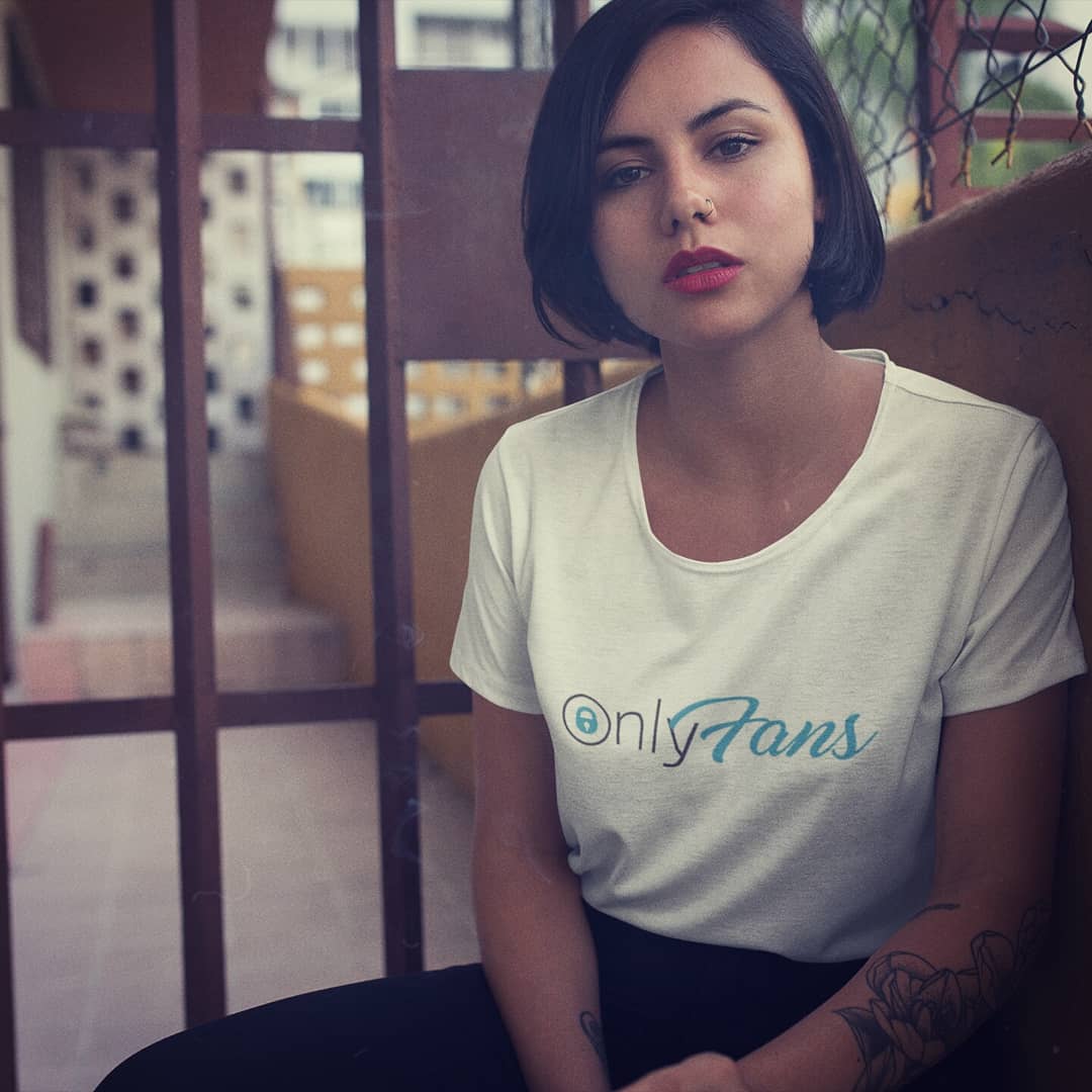 Contact Now!! | Scrolller