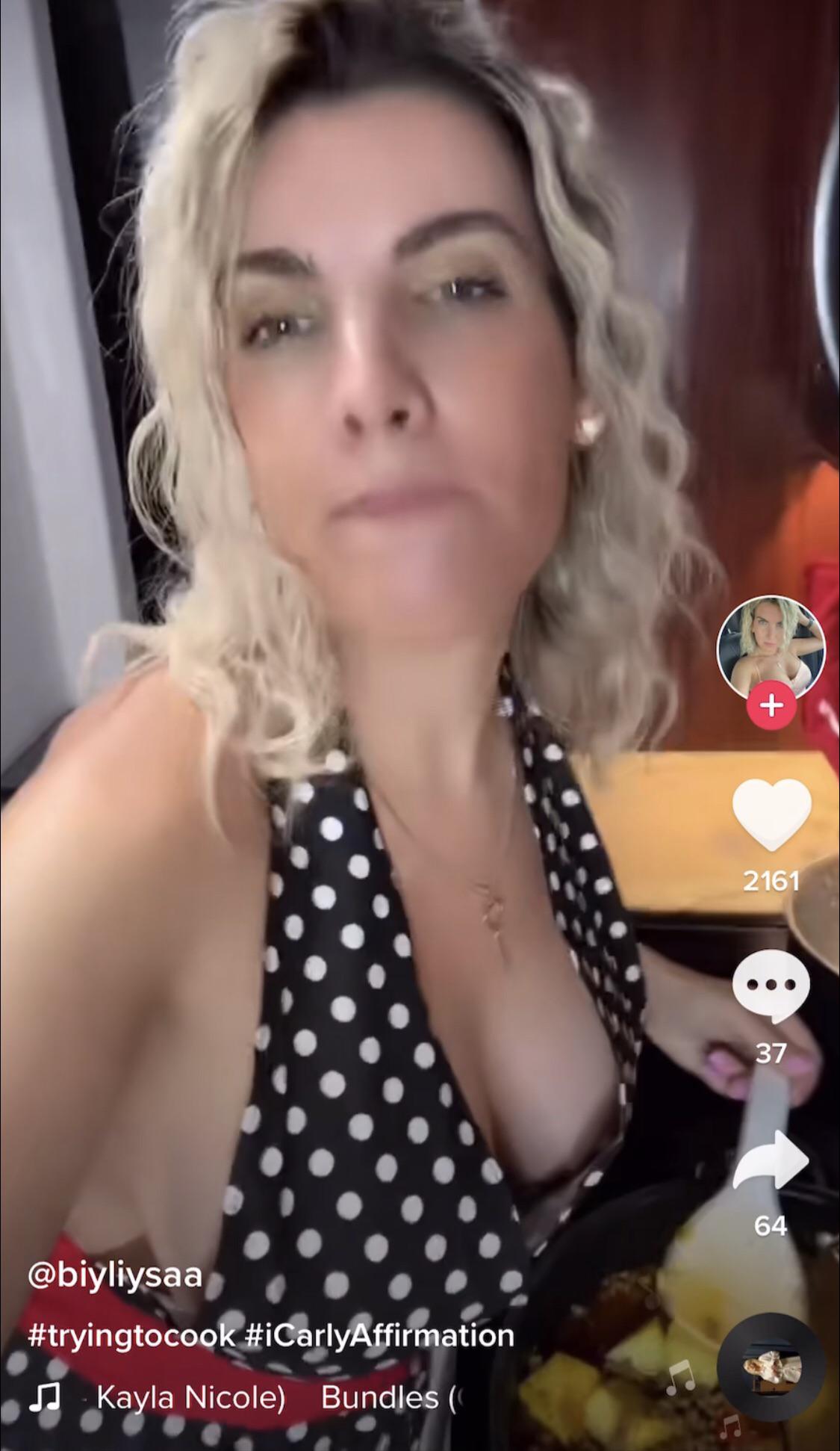 Discover more like Tiktoknipslips: Cook and Related Content | Scrolller