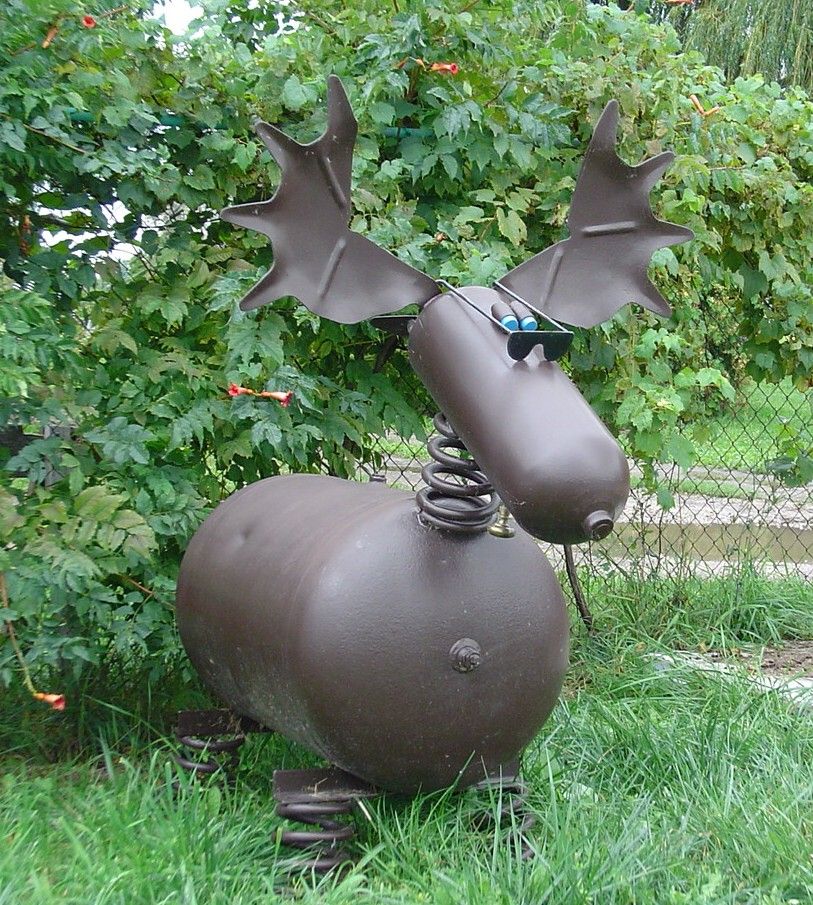 Cool moose. | Scrolller