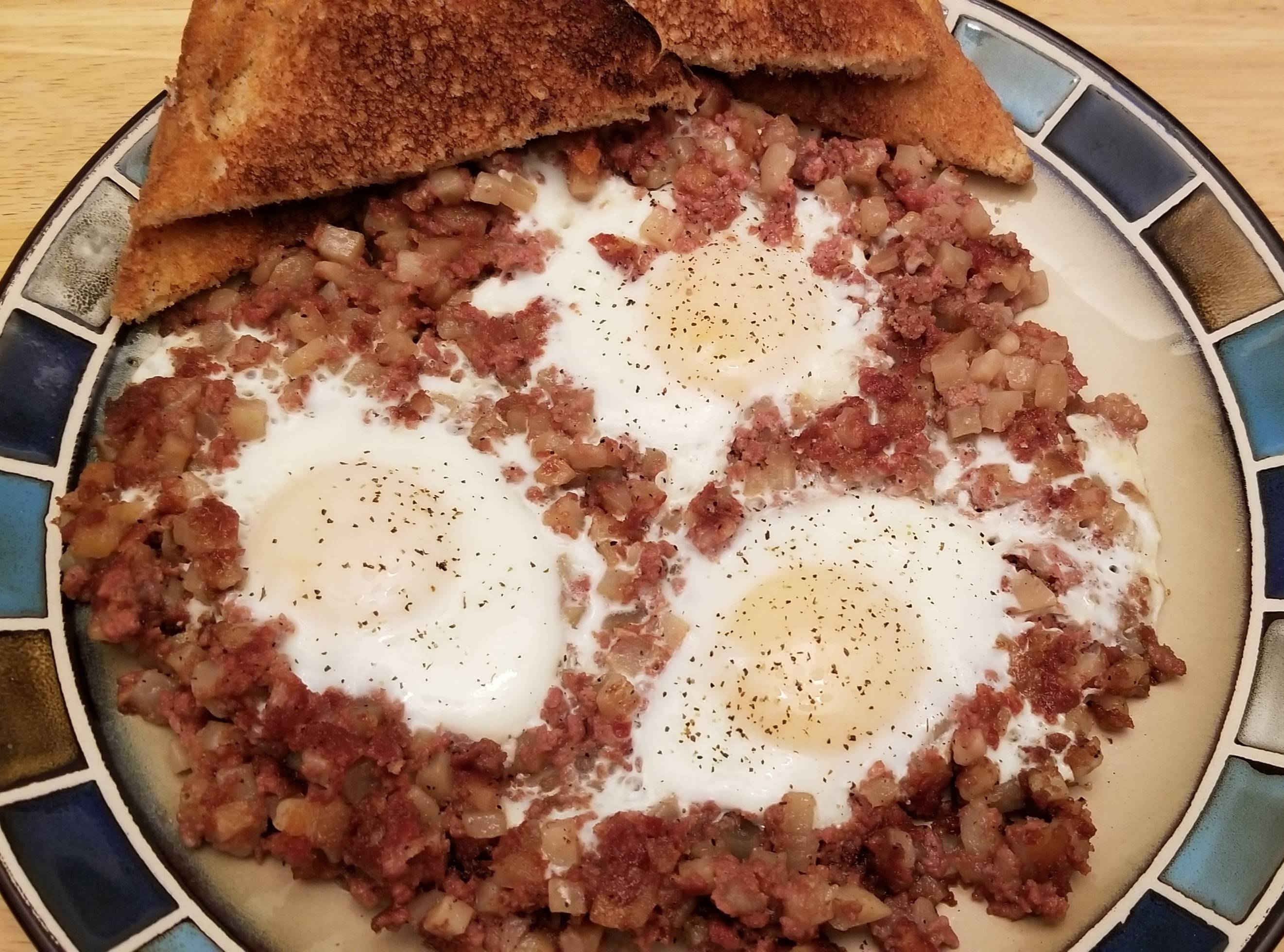 Corned beef hash with some basted ones. | Scrolller