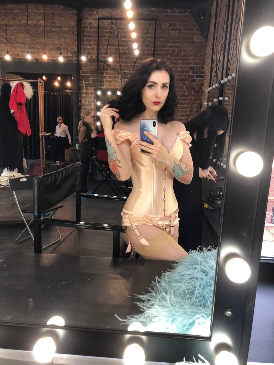 Corsets, stockings, high heels and more ️ my link below ️ | Scrolller