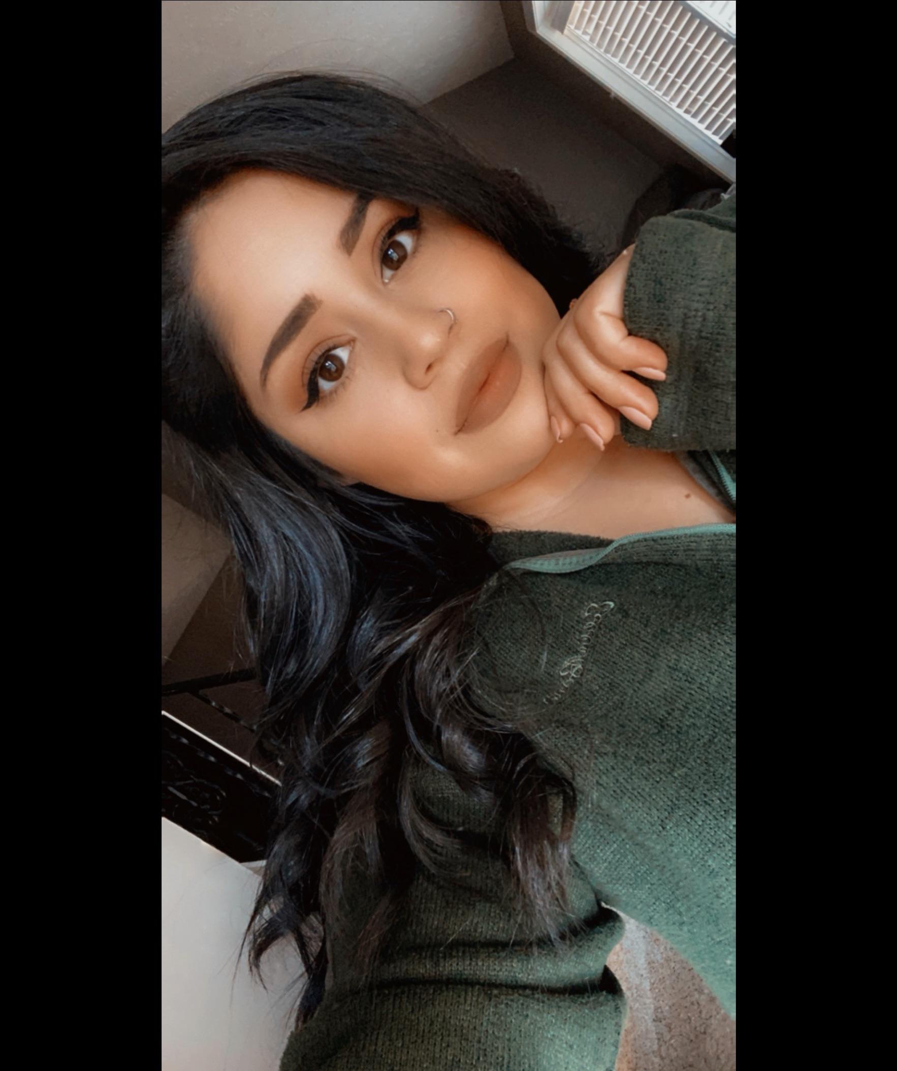 Cozy 💋 | Scrolller