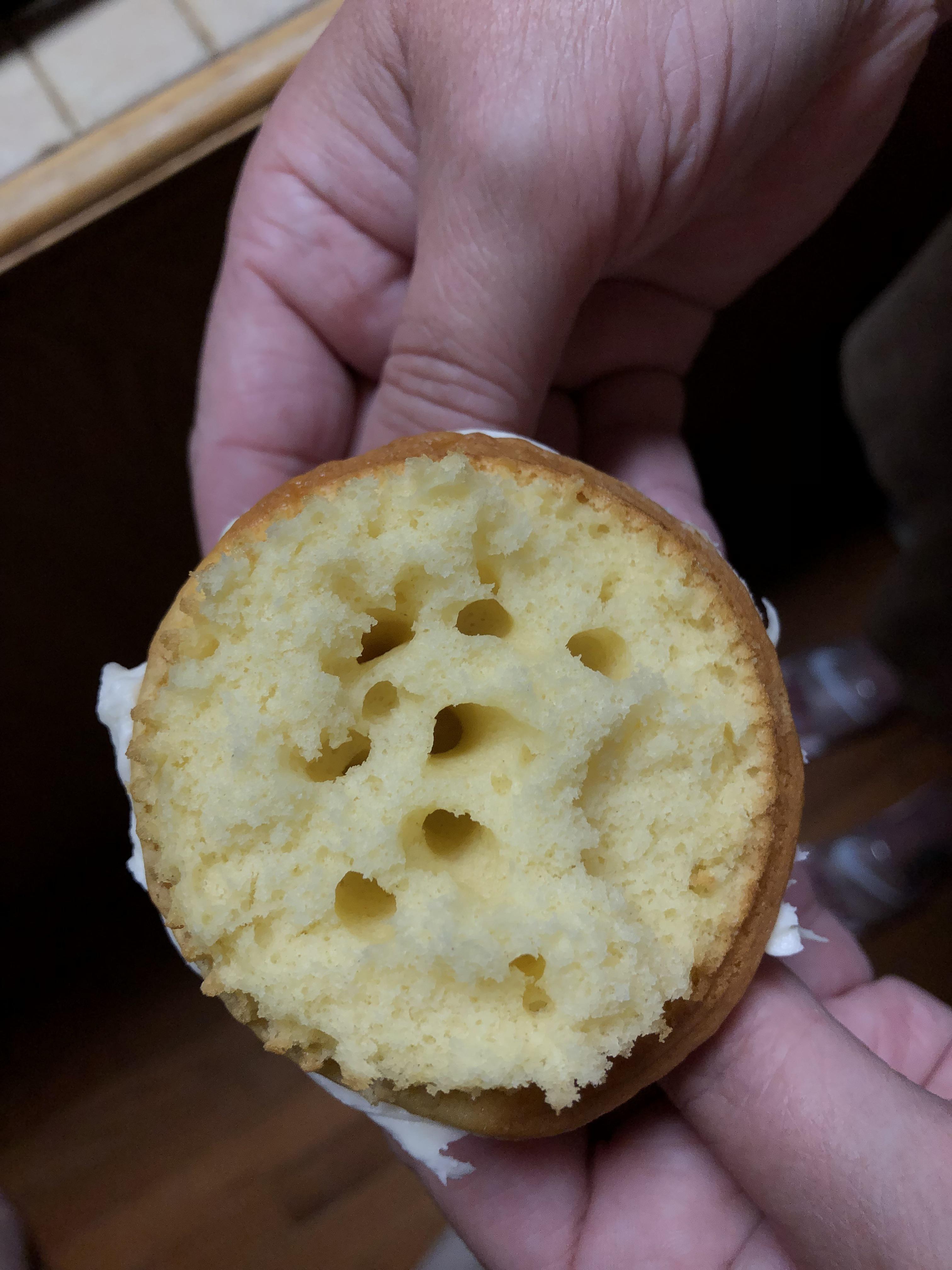 Cross-section of this cupcake. | Scrolller
