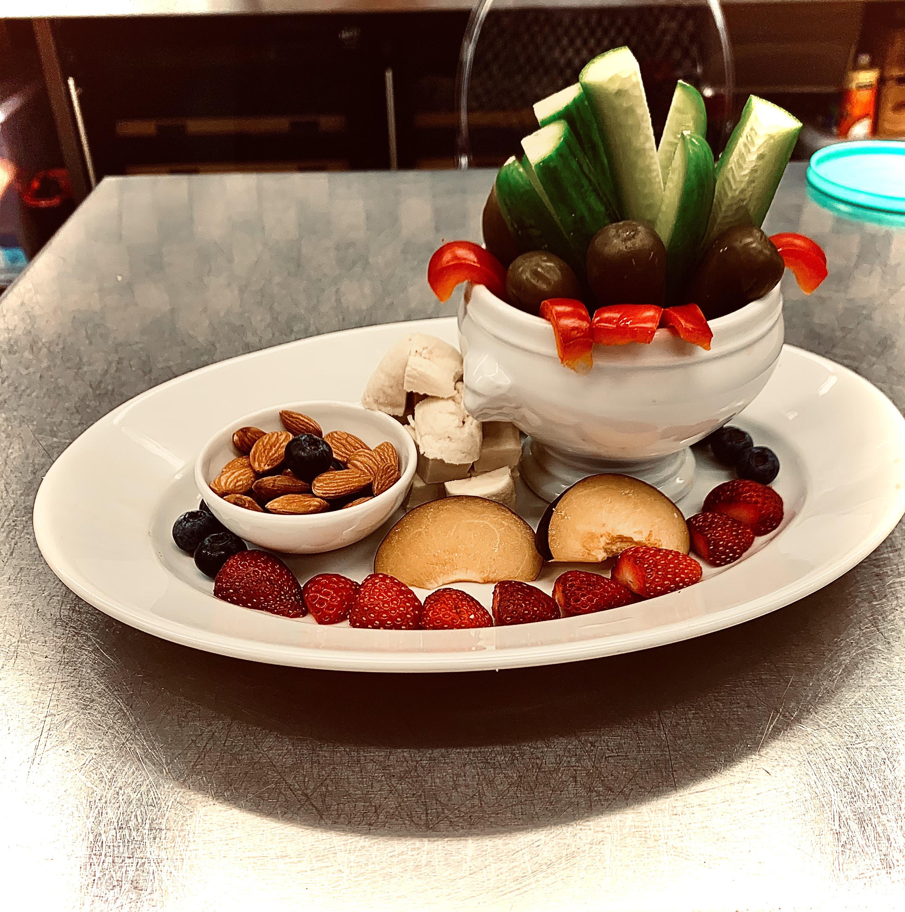 Crudité platter with homemade cheese! | Scrolller