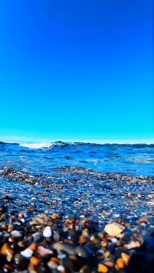 Crystal clear waters | Scrolller