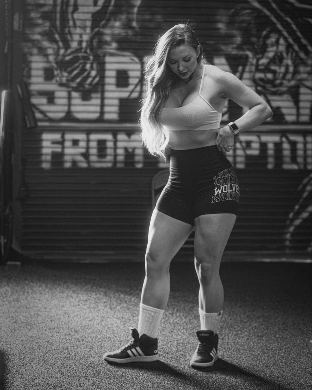 Crystal Hayes | Scrolller