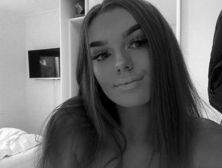 Cuck here looking for a bull to humiliate, degrade, embarrass and bully me | Scrolller