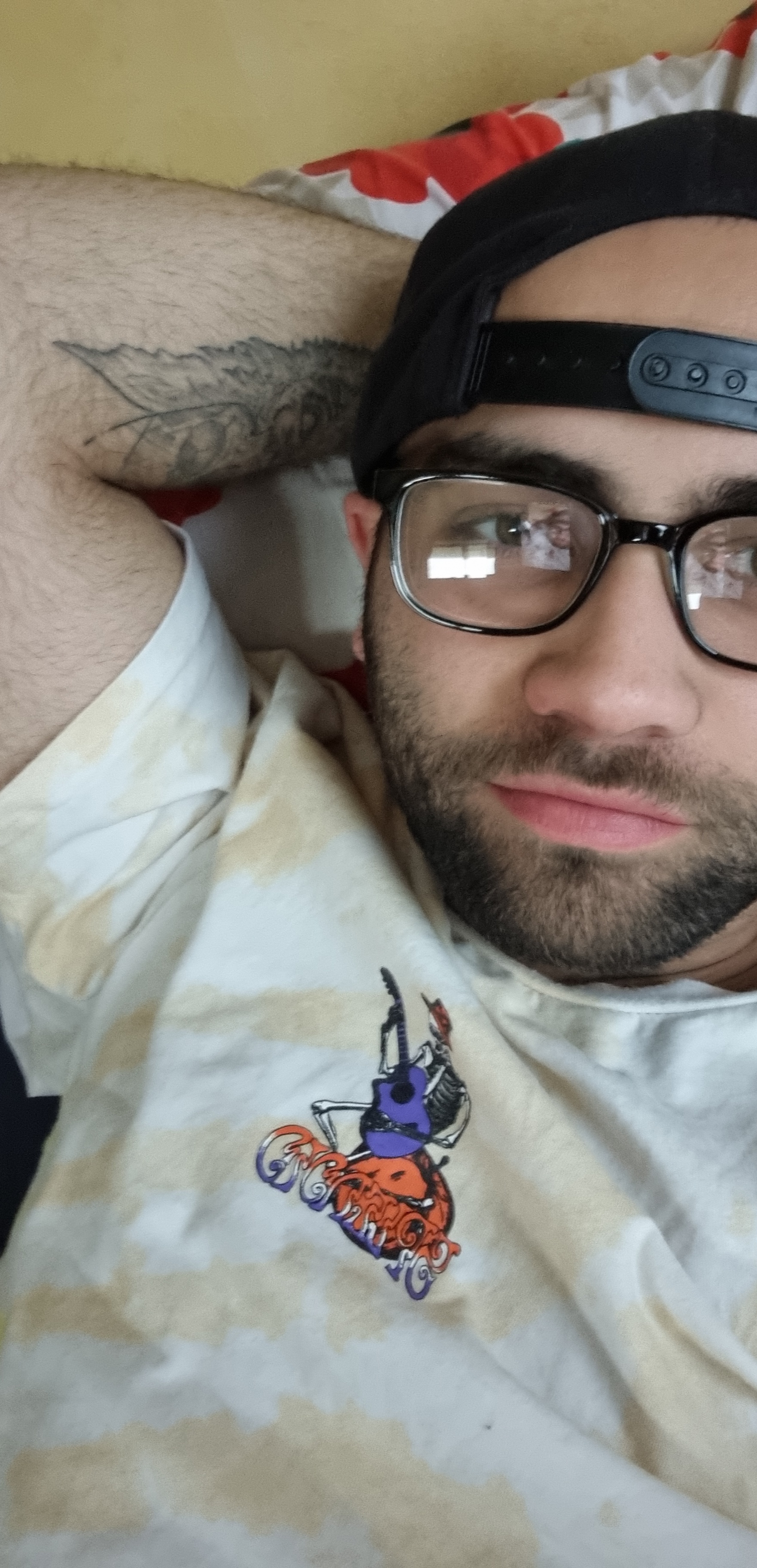 Cuddles anyone?? | Scrolller