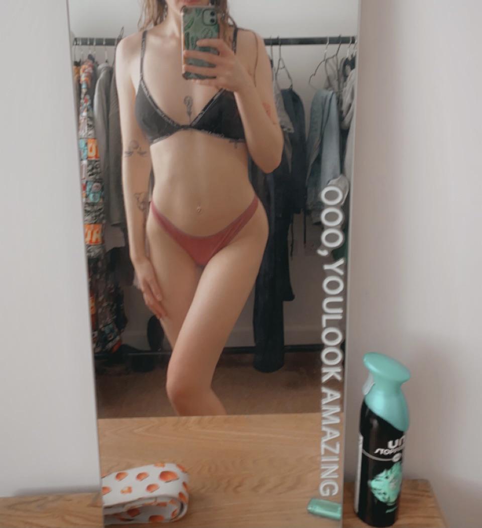 Cum play with me 😈 | Scrolller