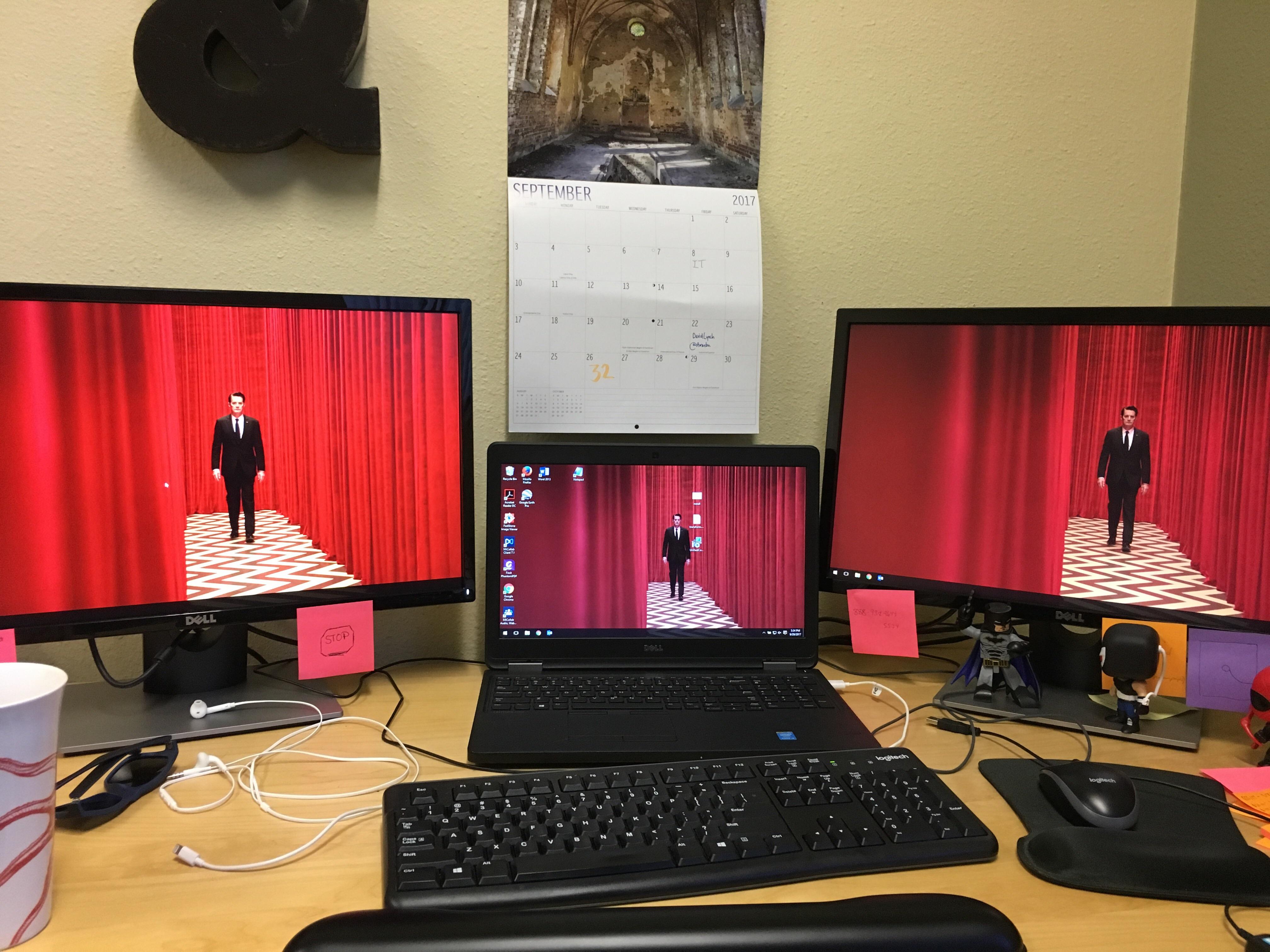 Current work station : - ) | Scrolller