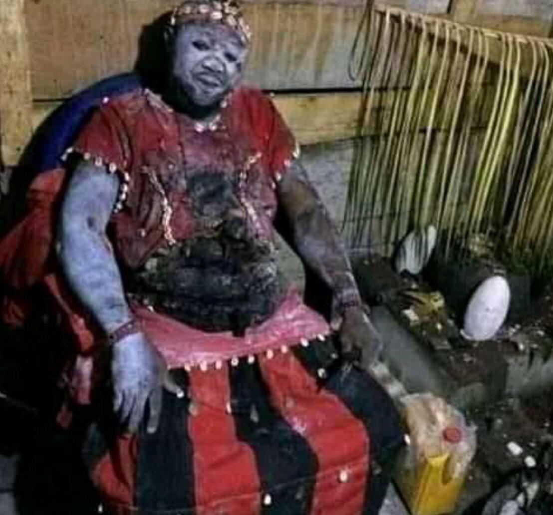 Cursed_mallsanta | Scrolller