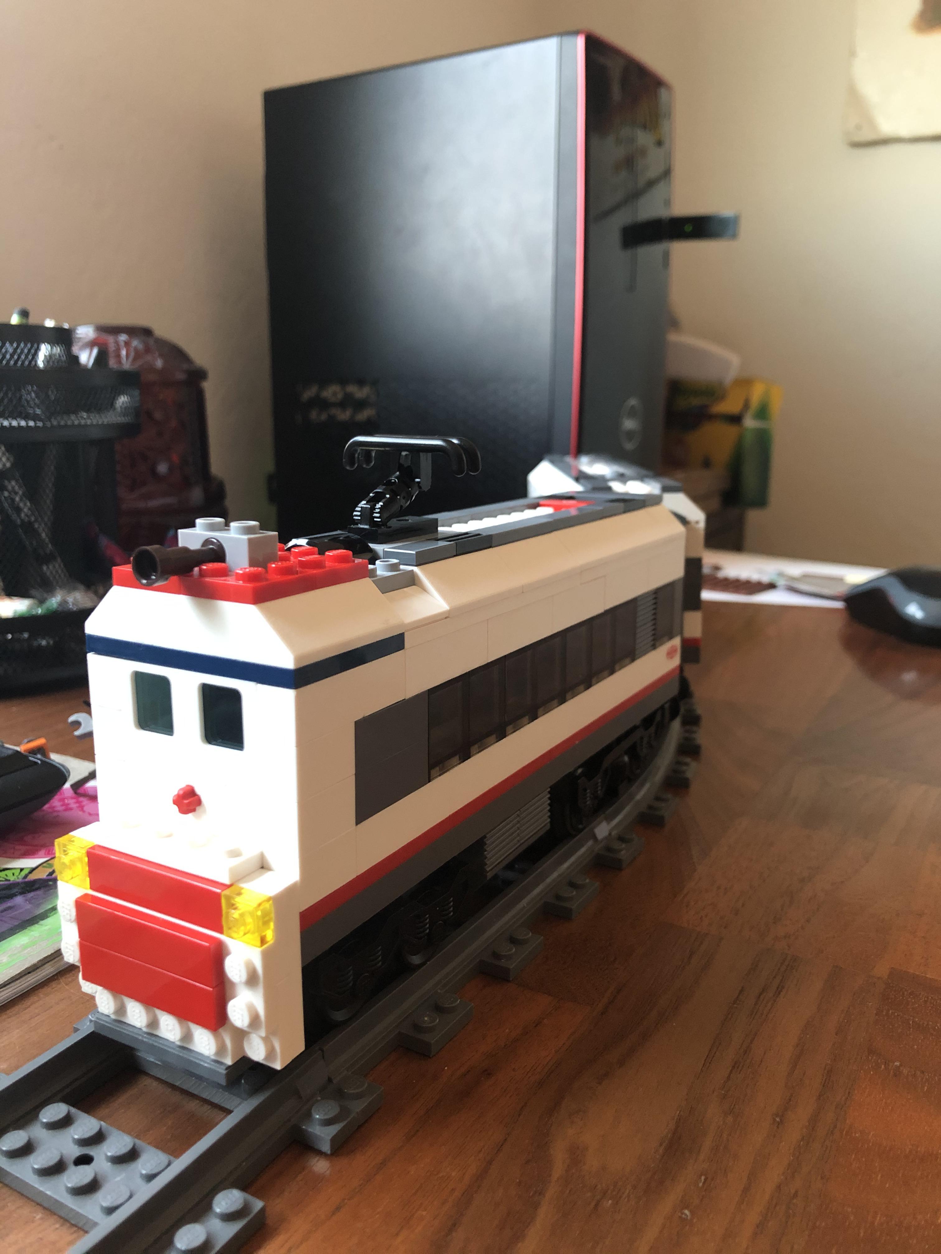 Custom Commuter Train | Scrolller