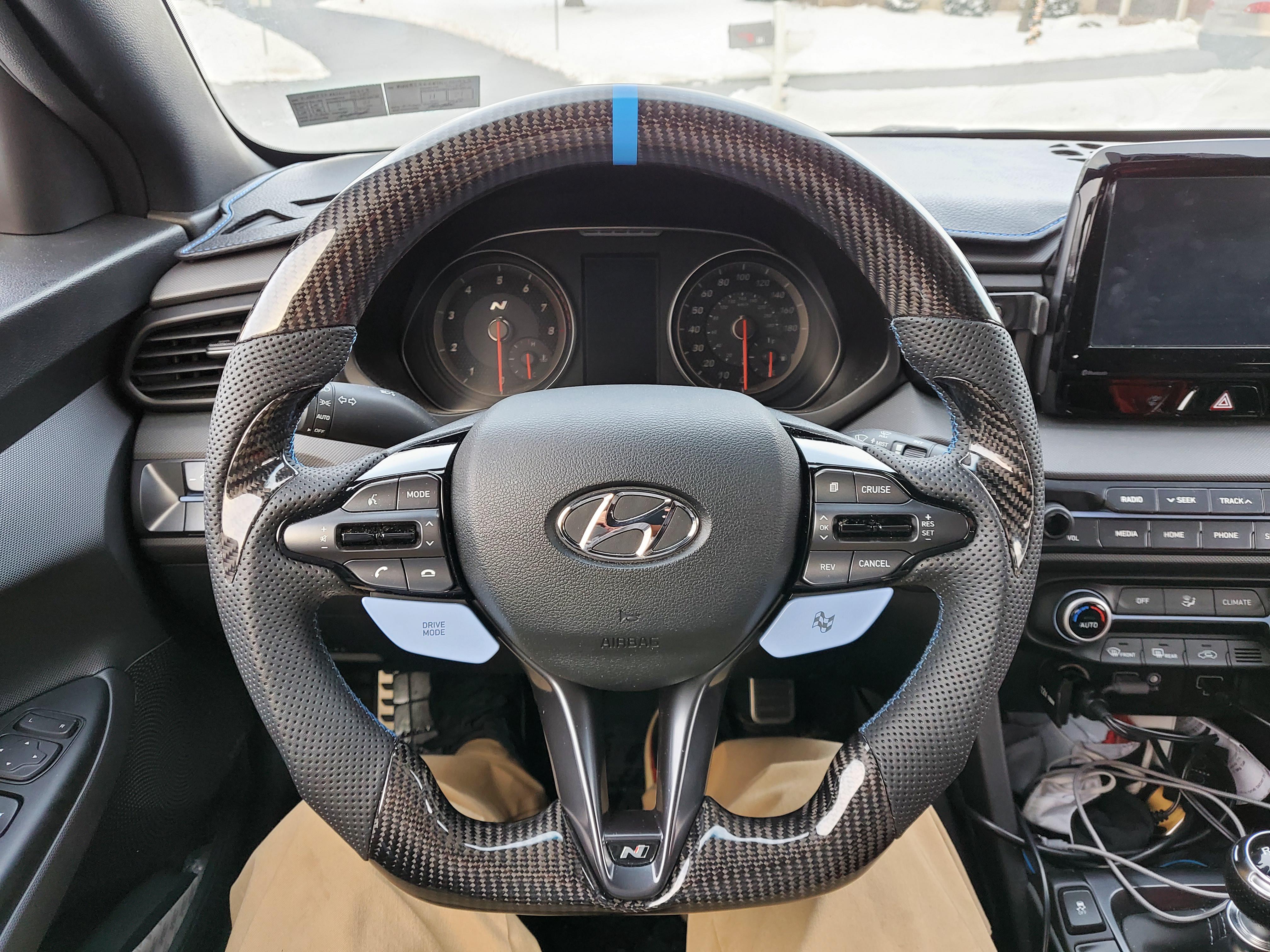 Custom steering wheel installed | Scrolller