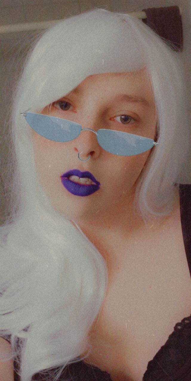 Cute princess loves hung men 💋 😋 | Scrolller