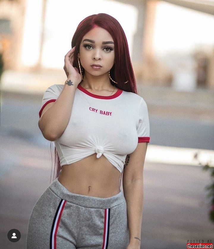 Cute redhead | Scrolller