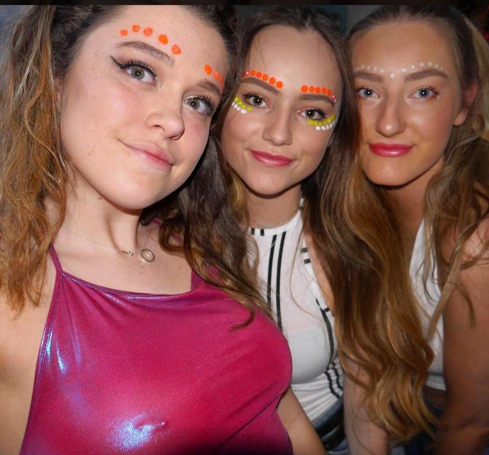 Cute trio | Scrolller