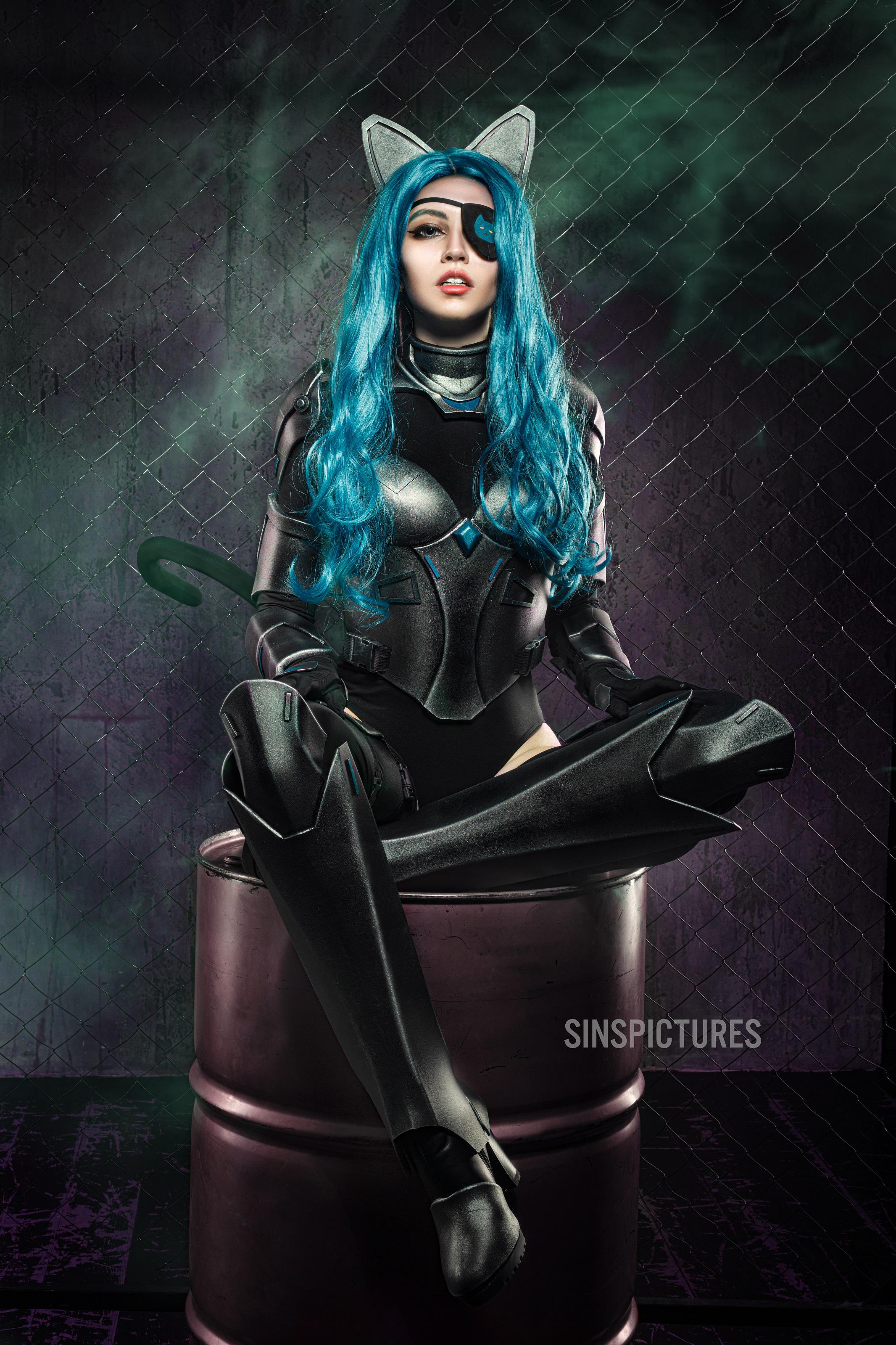 Cyber Cat cosplay by Lisyan Fox | Scrolller