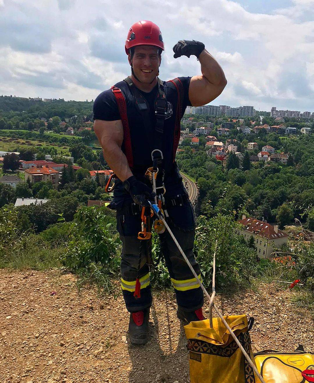 Czech firefighter / personal trainer, Vojta Trnka | Scrolller