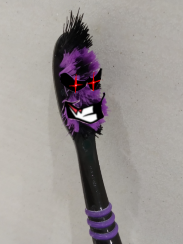 Daddy Brushest | Scrolller