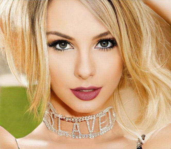 Daddy is keeping me sooo busy | Scrolller