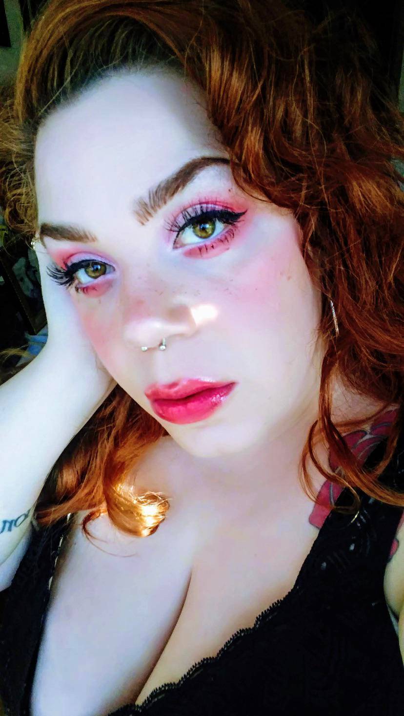 Daddy’s bubble gum princess 🎀🍼 | Scrolller