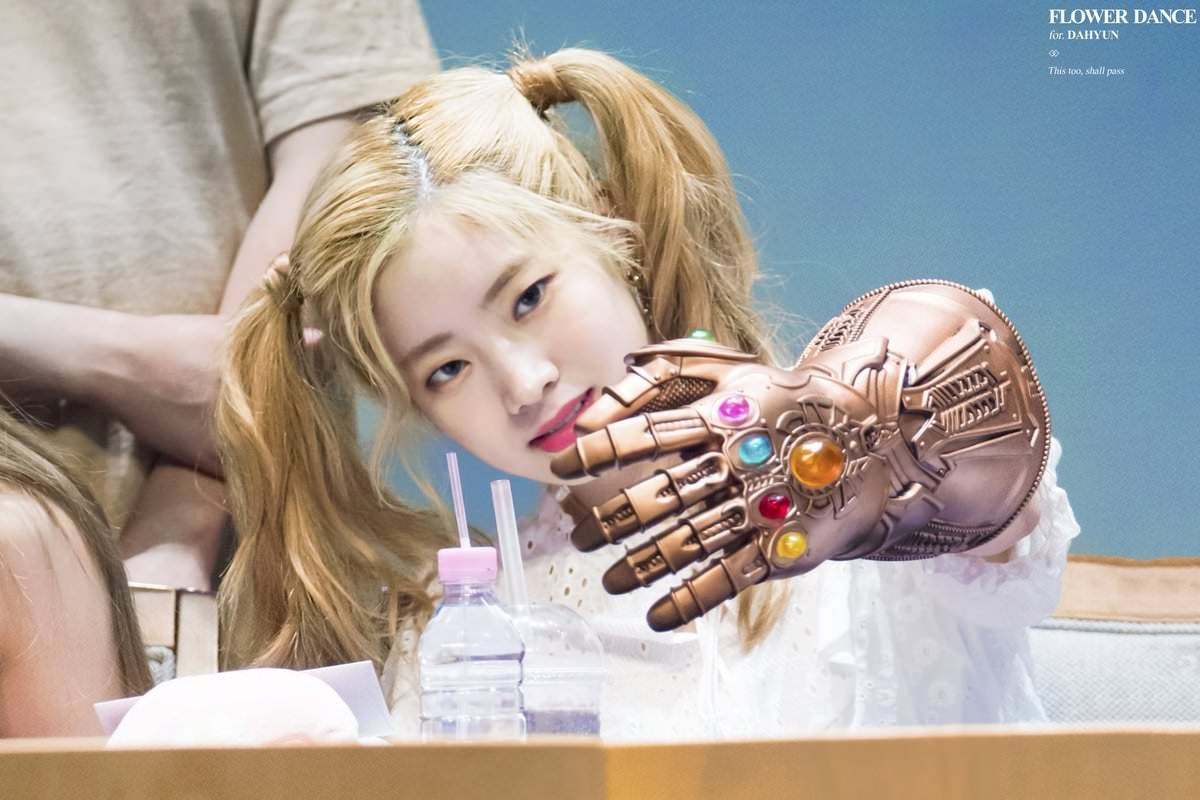 Dahyun has collected all the Infinity Stones | Scrolller
