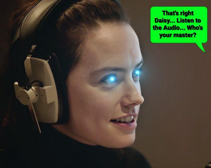 Daisy Ridley headphone hypno | Scrolller