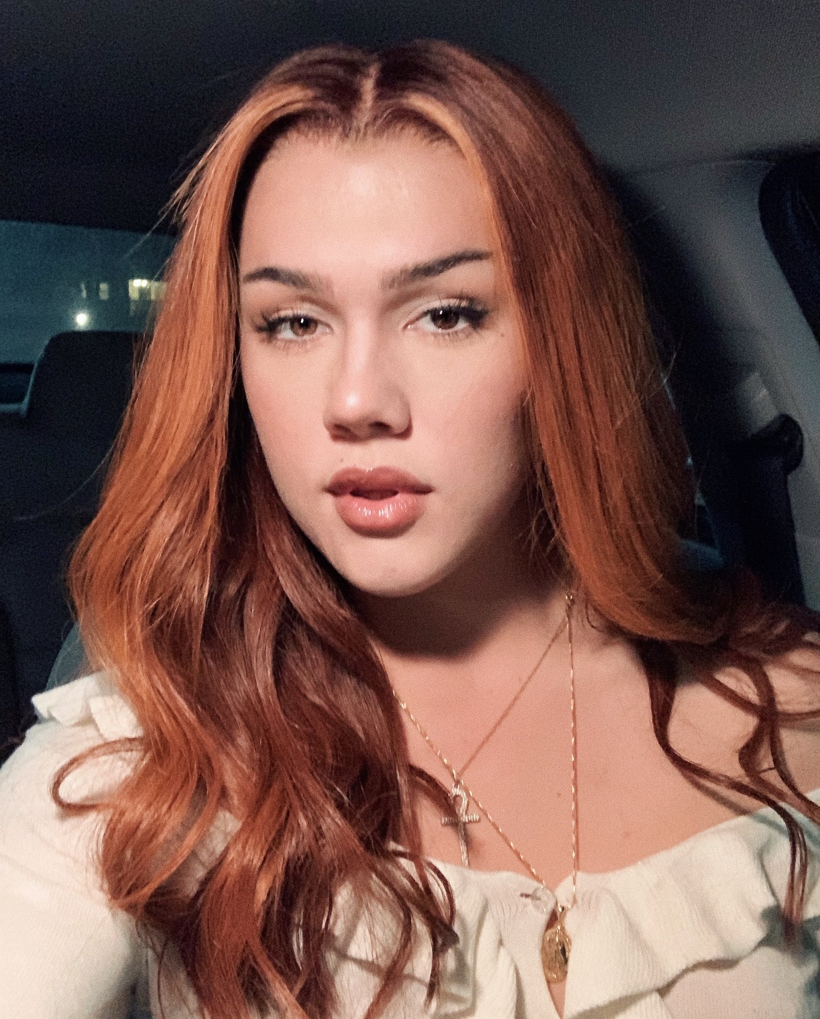 Daisy Taylor | Scrolller