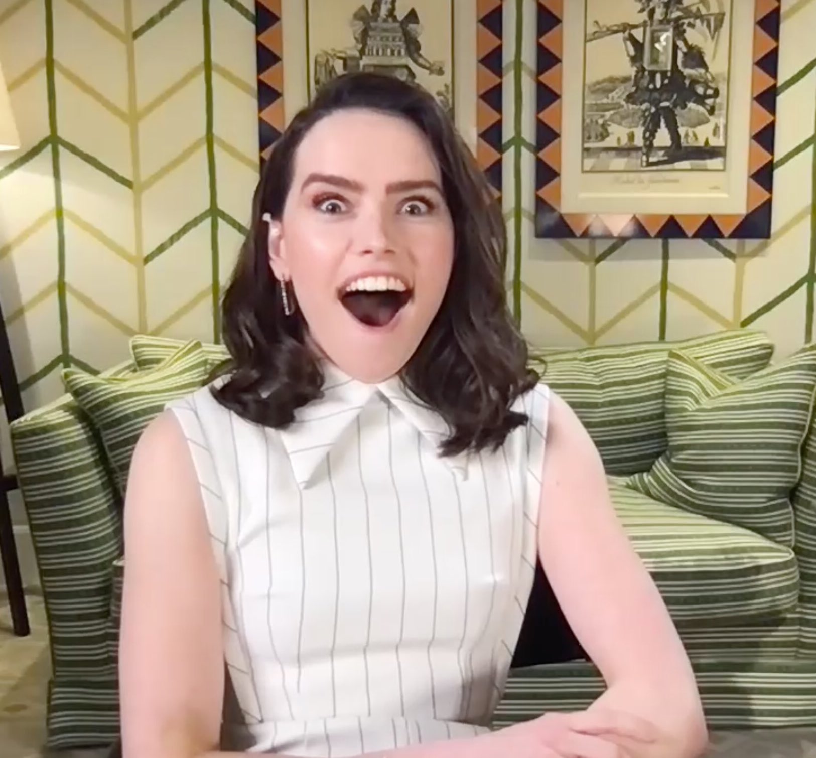 Daisy's shock and joy when I cum for her | Scrolller