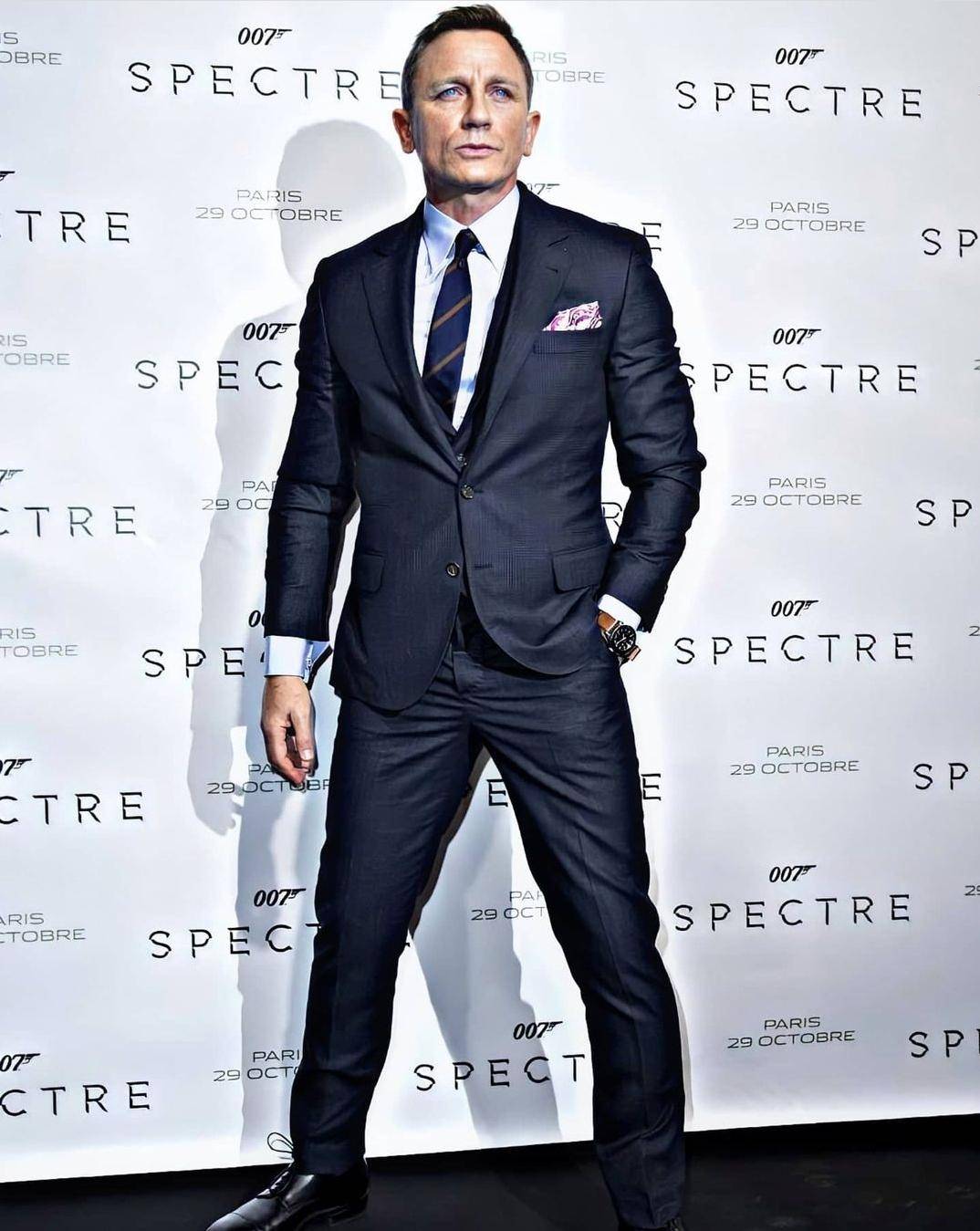 Daniel Craig at Spectre Premiere | Scrolller
