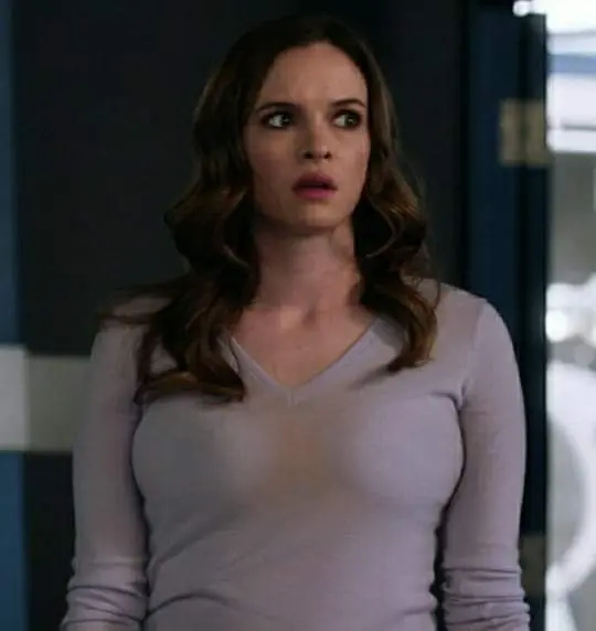 Danielles Big Tits In The Flash Season 6 Scrolller