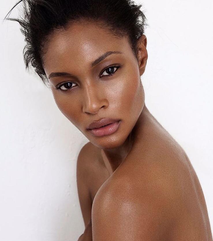 Danielle's face is so stunning and I absolutely love her gorgeous cheekbones | Scrolller