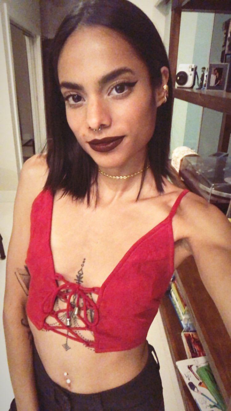 Dark lipstick still a vibe? | Scrolller