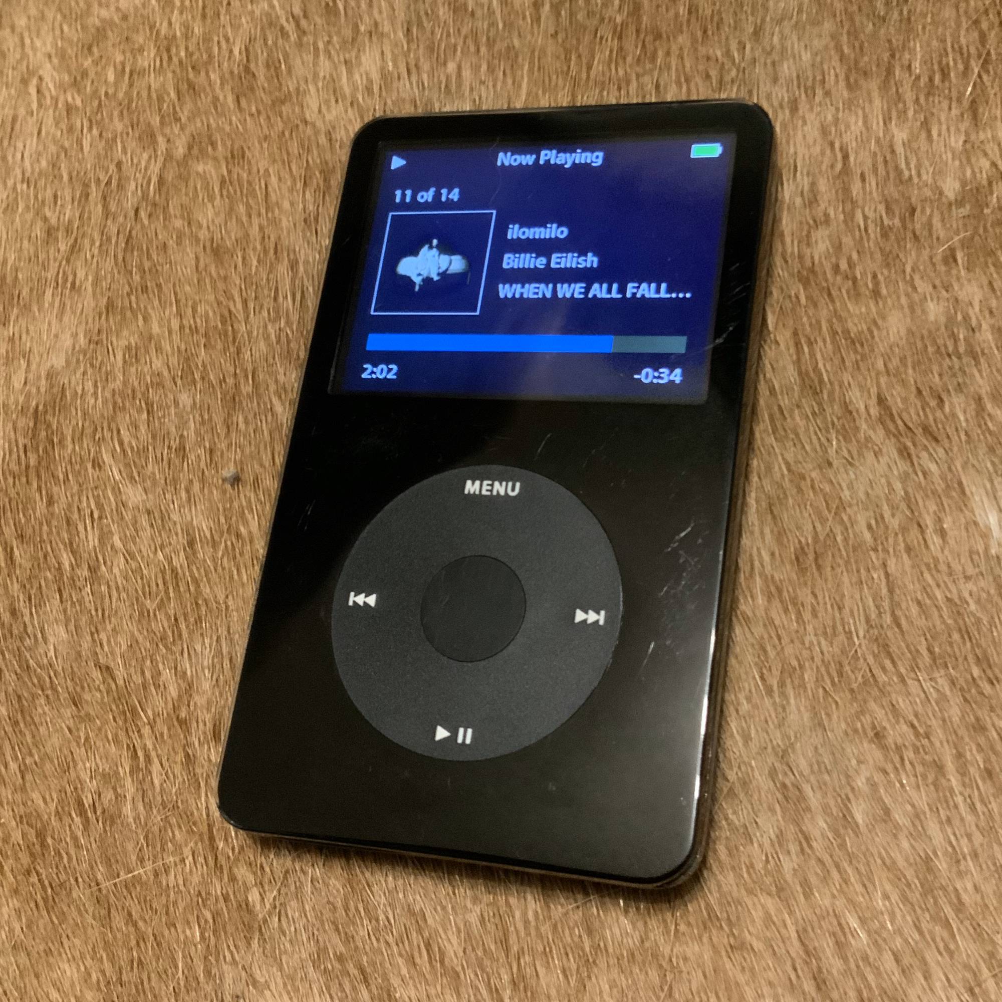 Dark mode everything! (Made with iPod wizard) | Scrolller