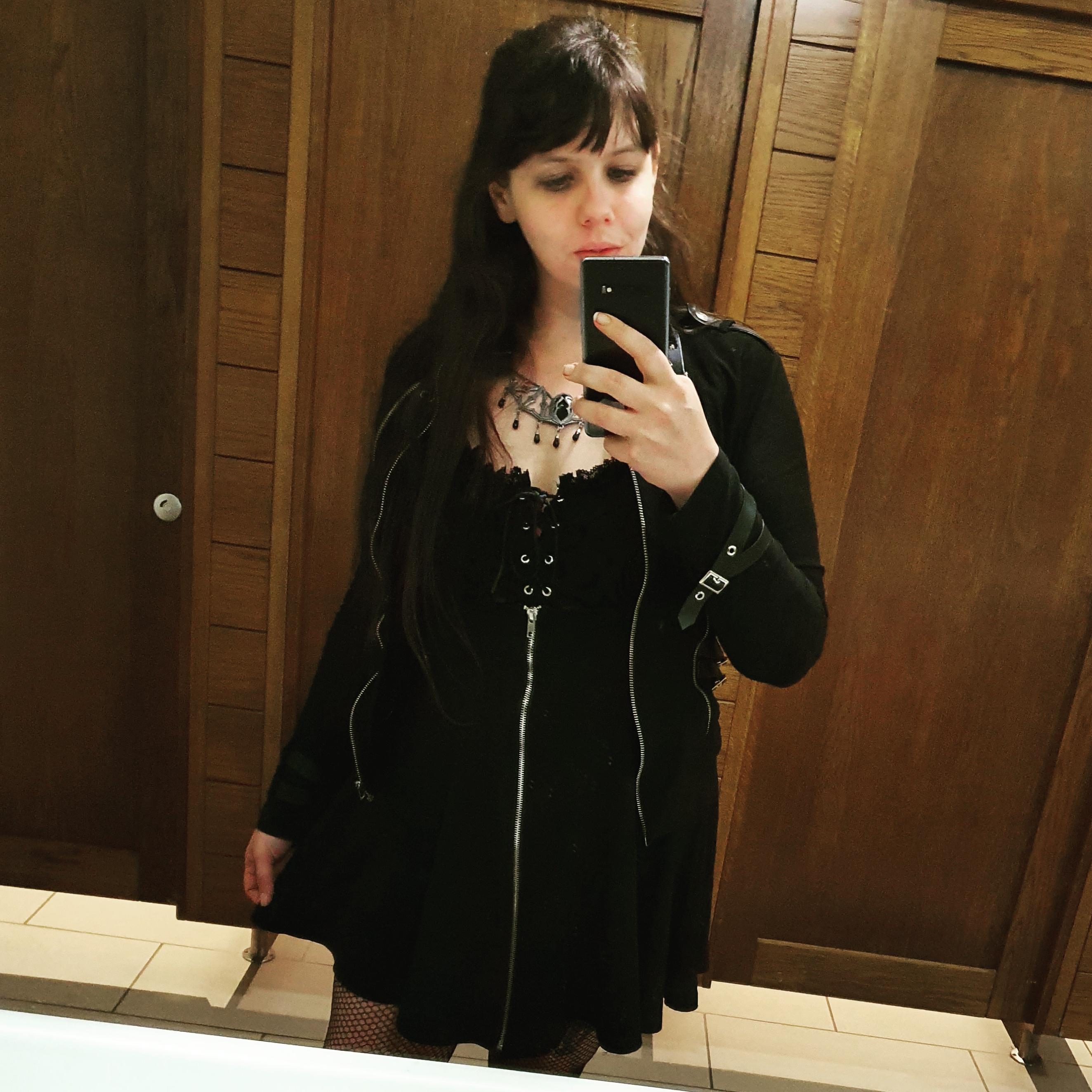 Date night selfie [over 18] | Scrolller
