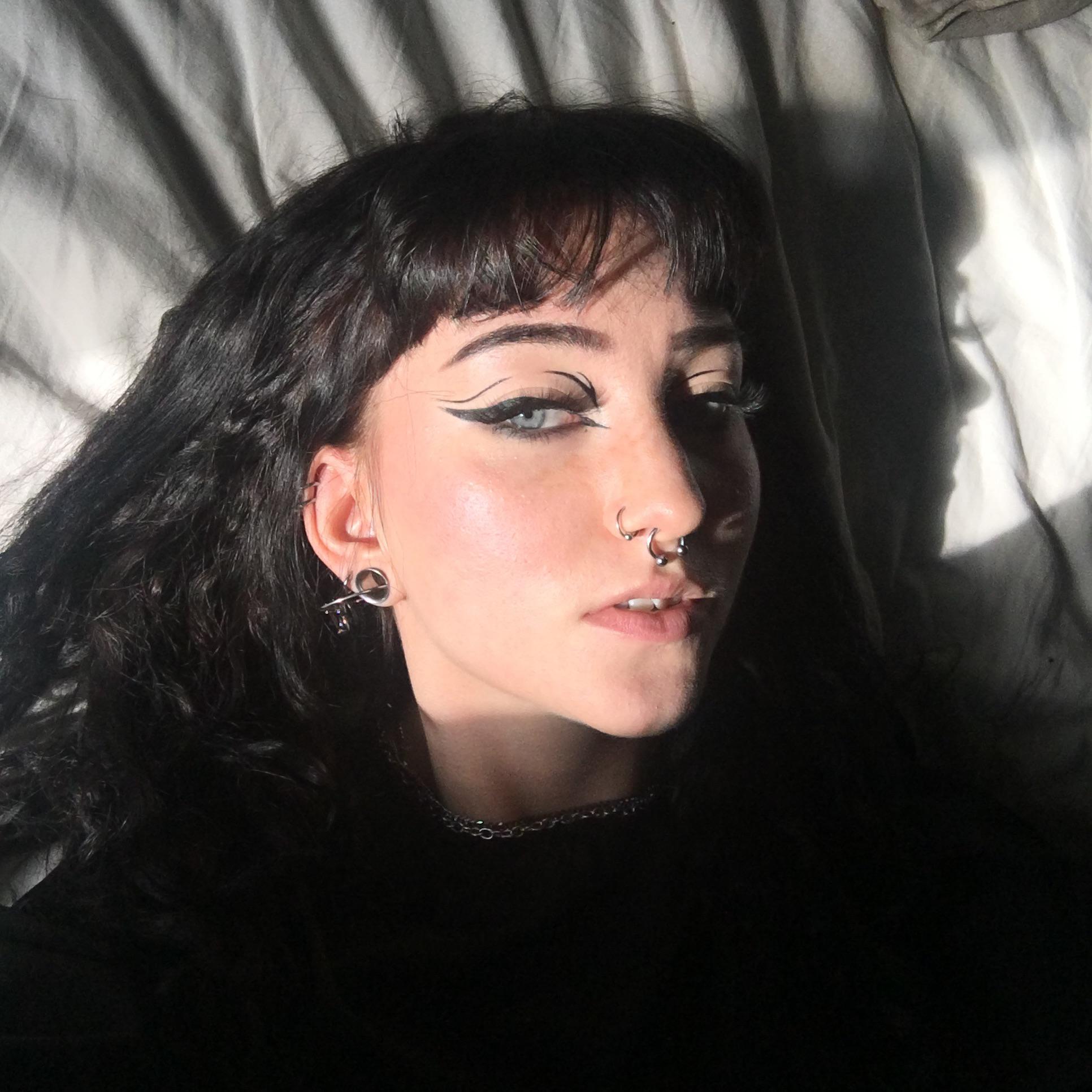 Dead inside | Scrolller