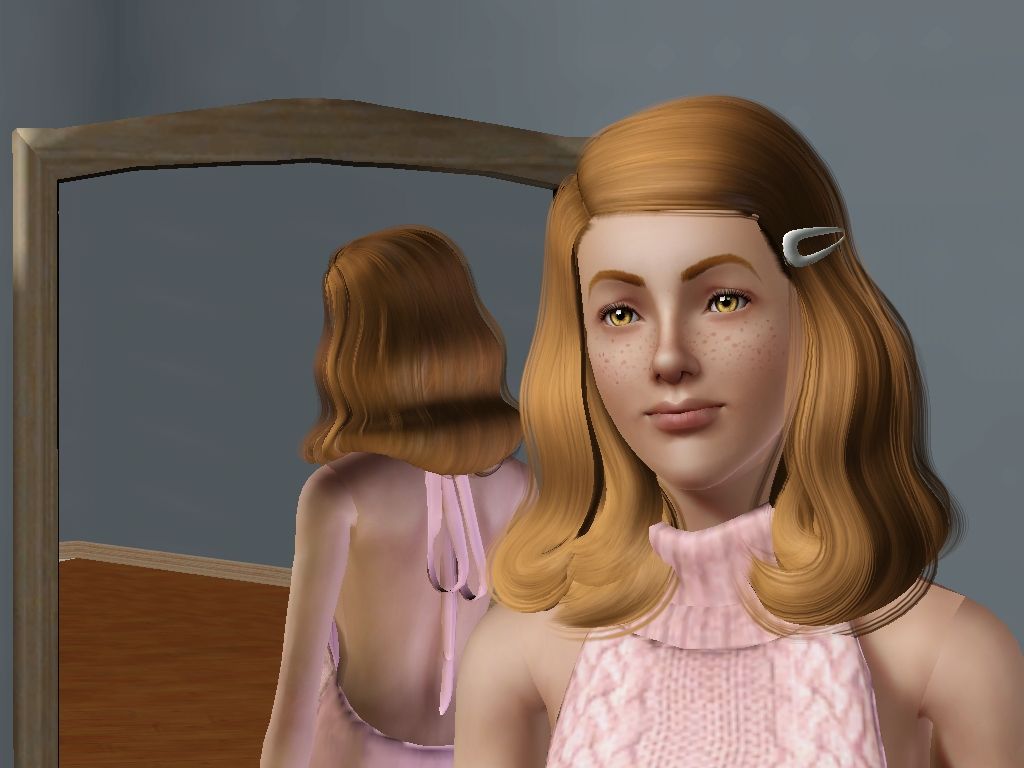 Decided to start a legacy in the Sims 3, meet Holly Hart | Scrolller
