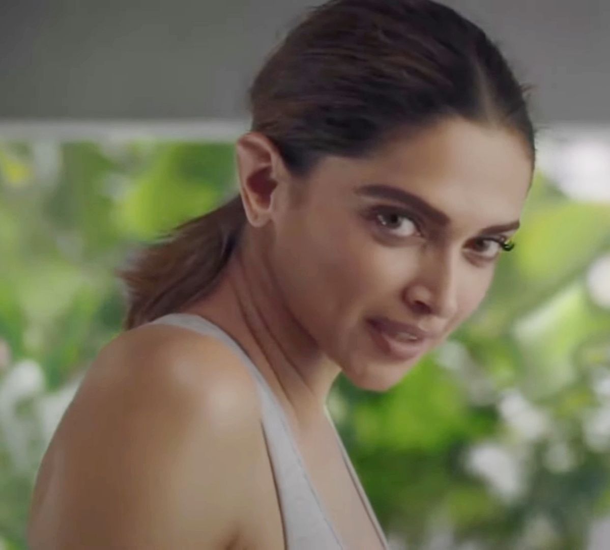 Deepika Padukone | Scrolller