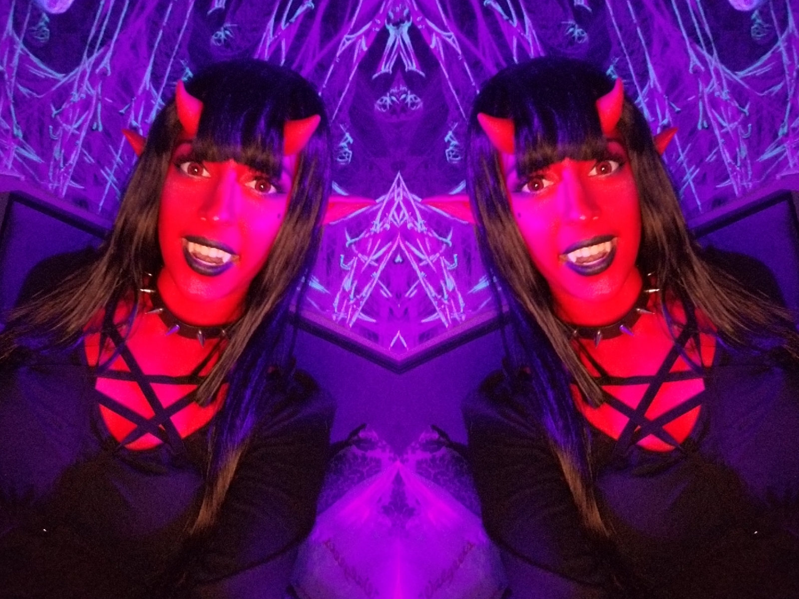 Demon girl Deux | Scrolller