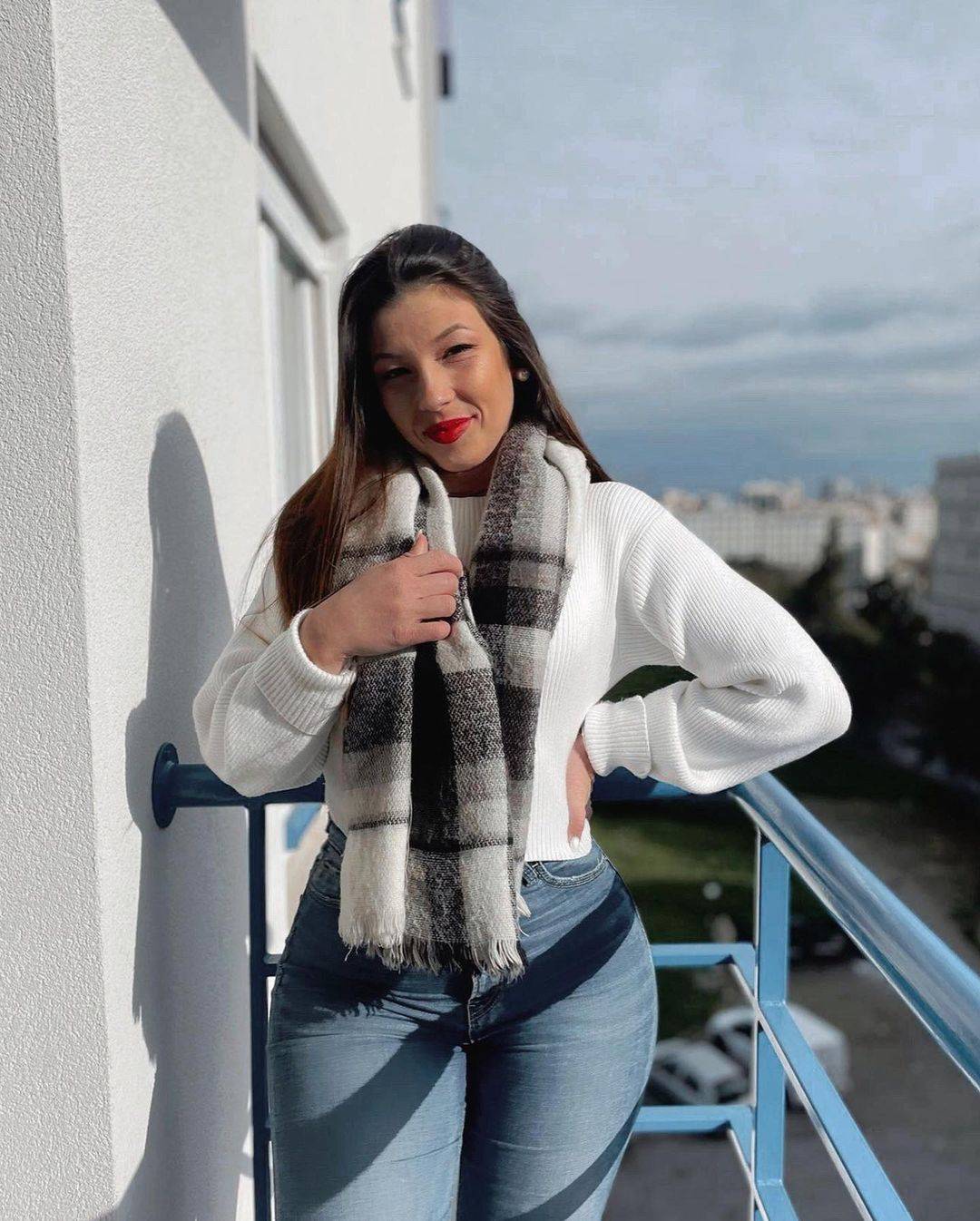 Denim-stretcher par excellence... | Scrolller