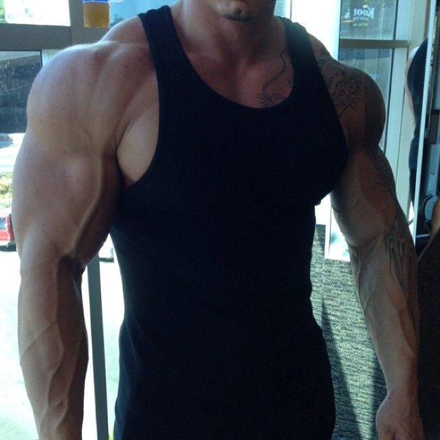 Denis Sergovskiy | Scrolller