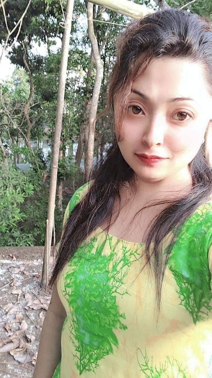 ♥️ Desi ♥️ Album In Comments ♥️ Scrolller