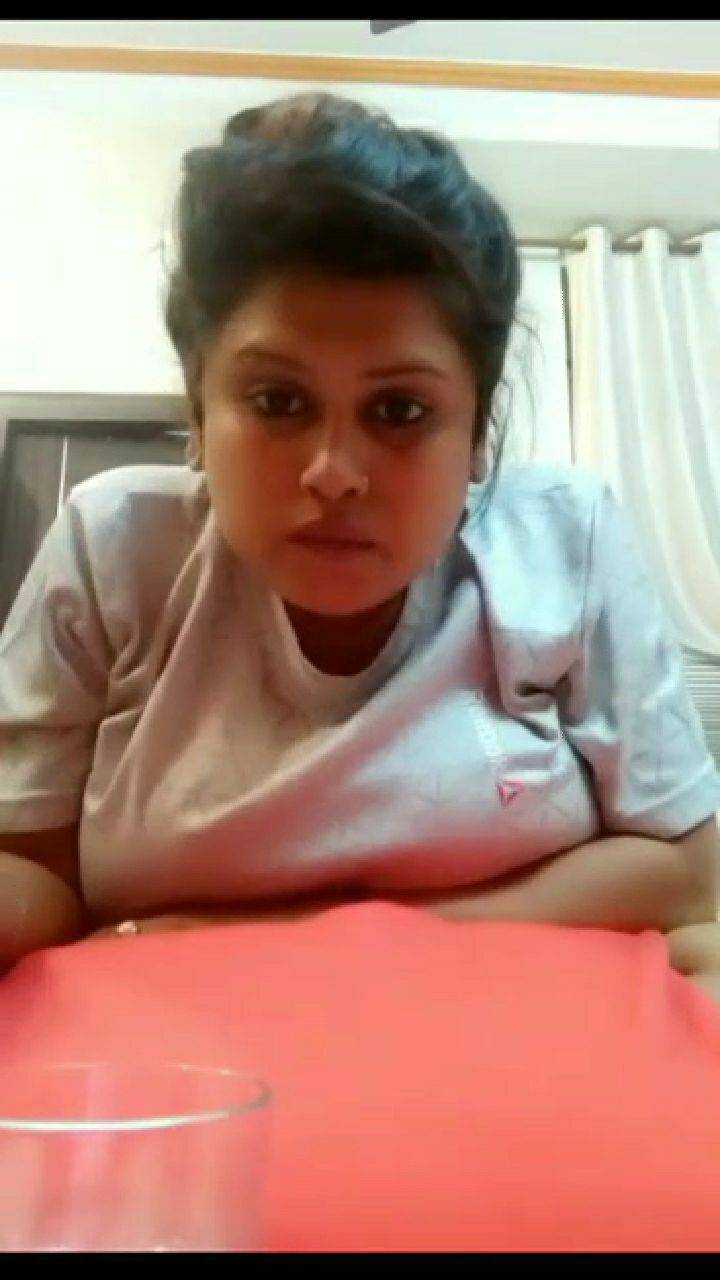 DESI PUNJABI BHABHI | Scrolller