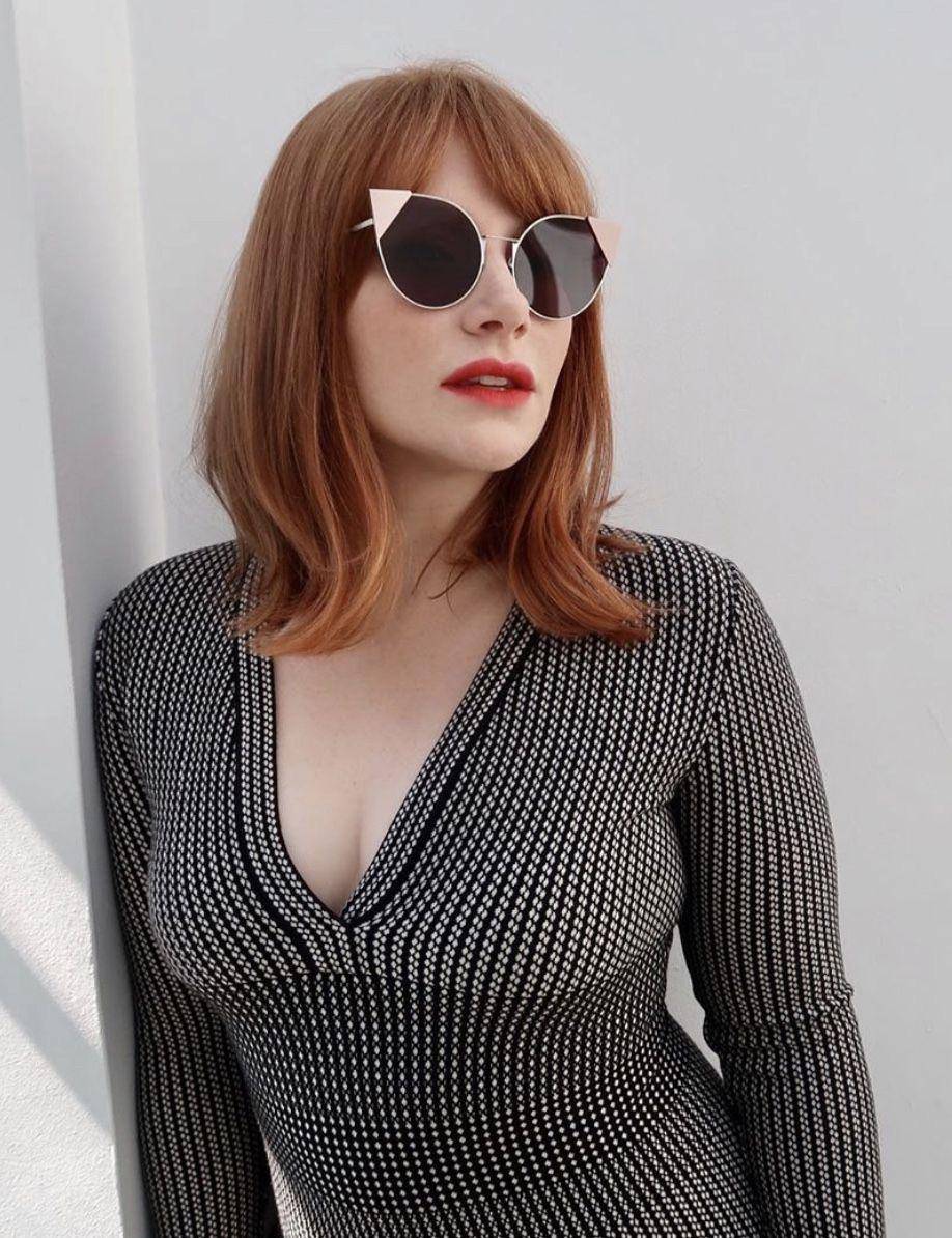 Desperately need to be dominated and milked by Bryce Dallas Howard. | Scrolller