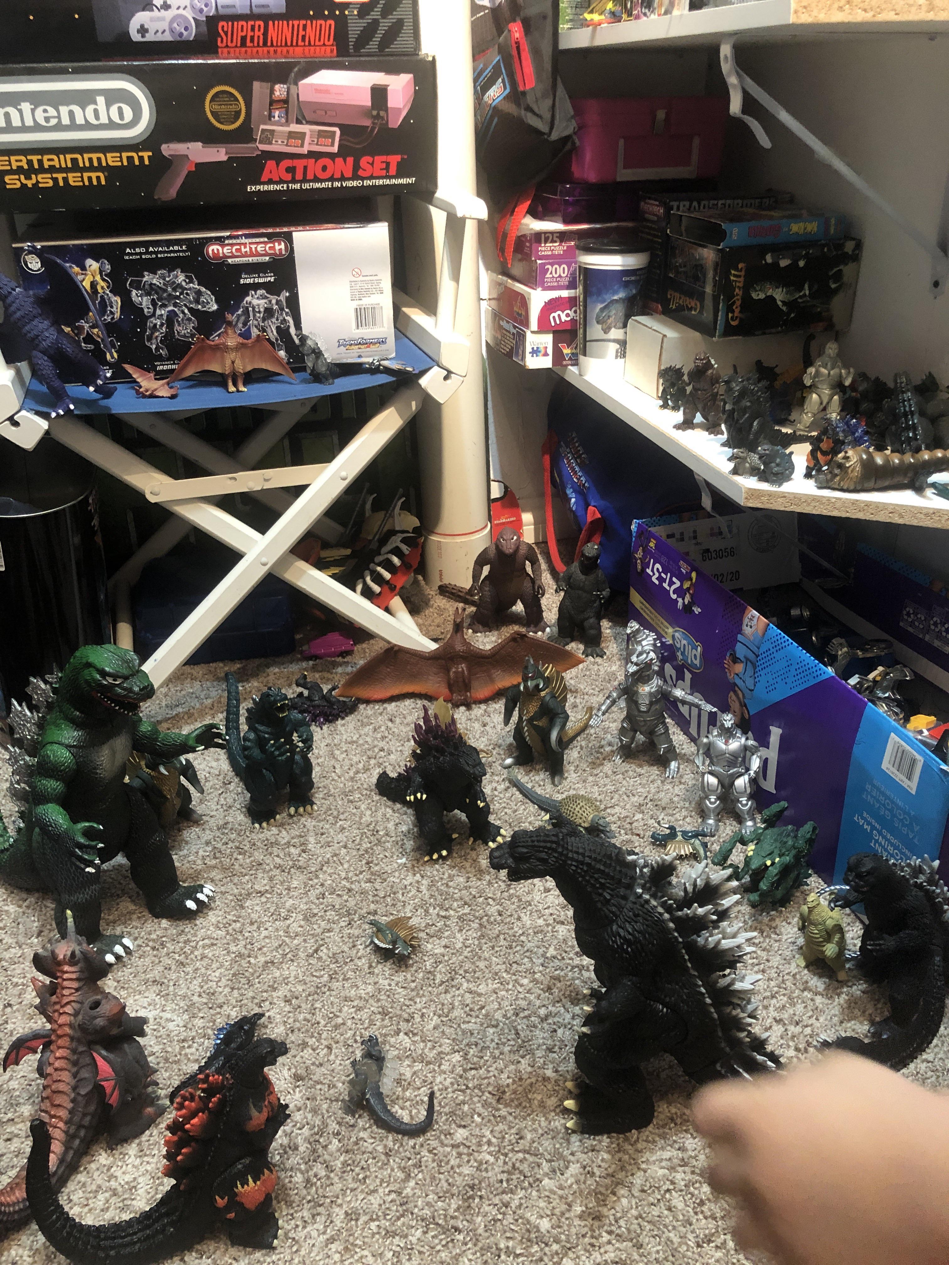 Destroy all Monsters!! | Scrolller