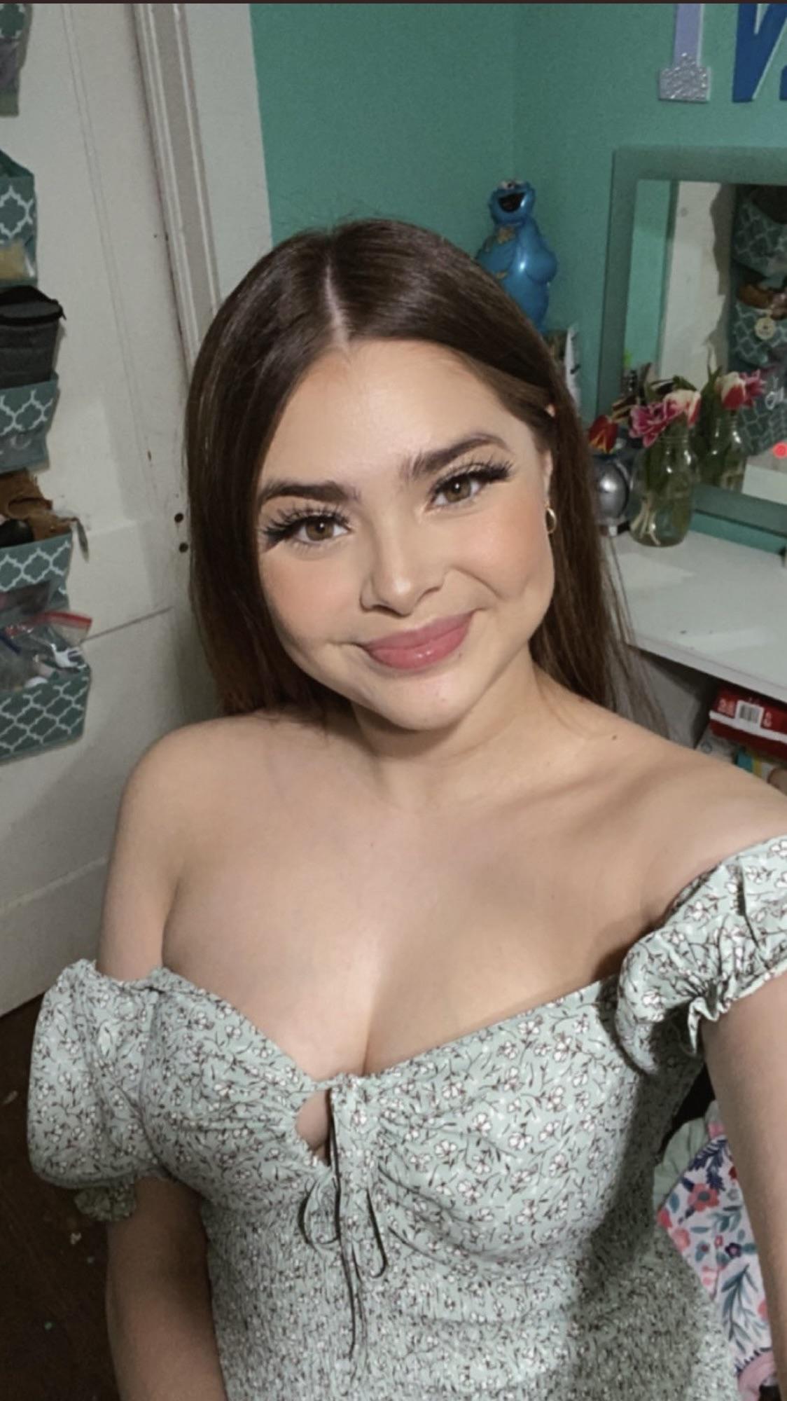 Dfw? Anyone wanna hang? | Scrolller