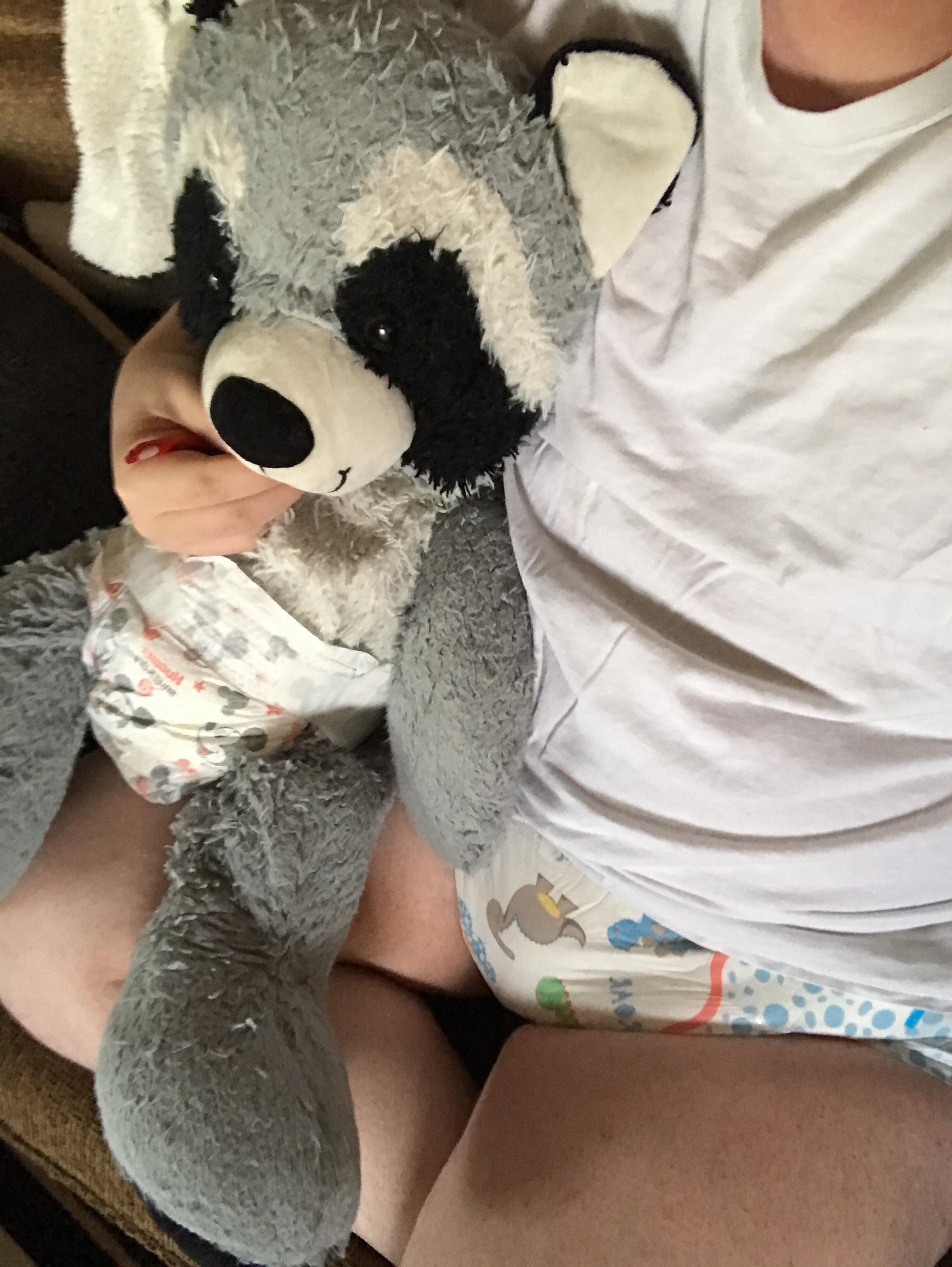 Diapered with my bestie :3 we’re both still dry! | Scrolller