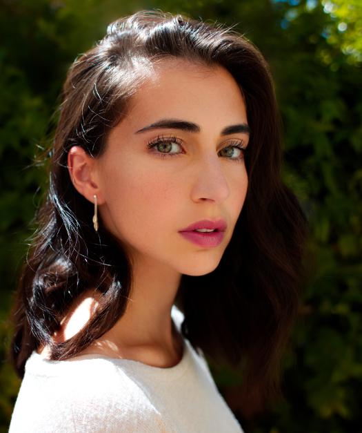 Dilan Gwyn, Swedish actress. | Scrolller