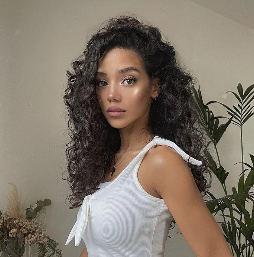 Dina Denoire 🔥 | Scrolller