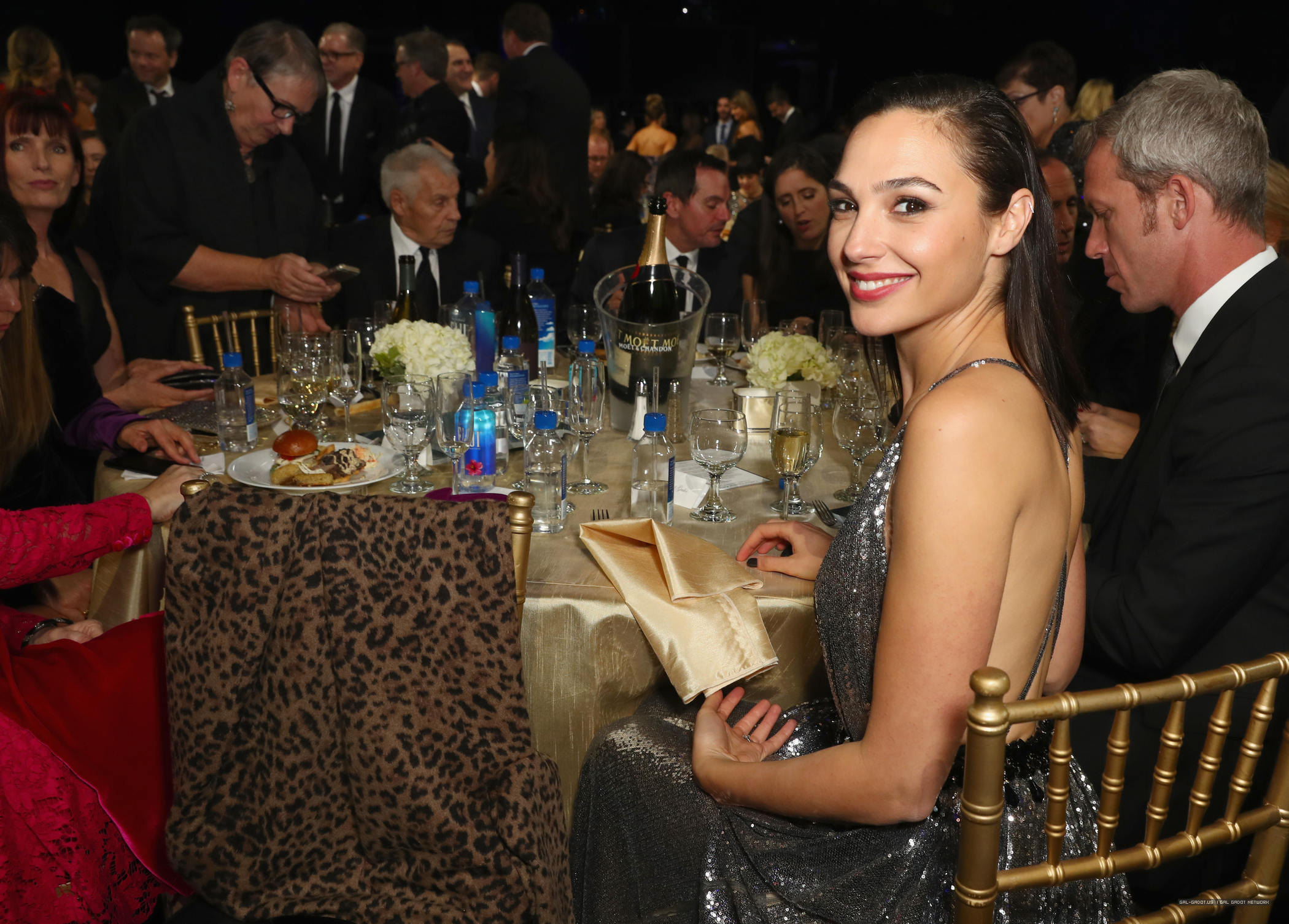 Dinner Gal | Scrolller